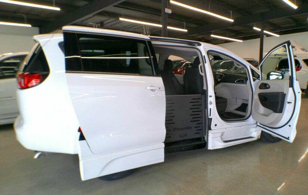 2305X PAS DOOR OPEN RAMP STOW - Bert's Mobility Solutions